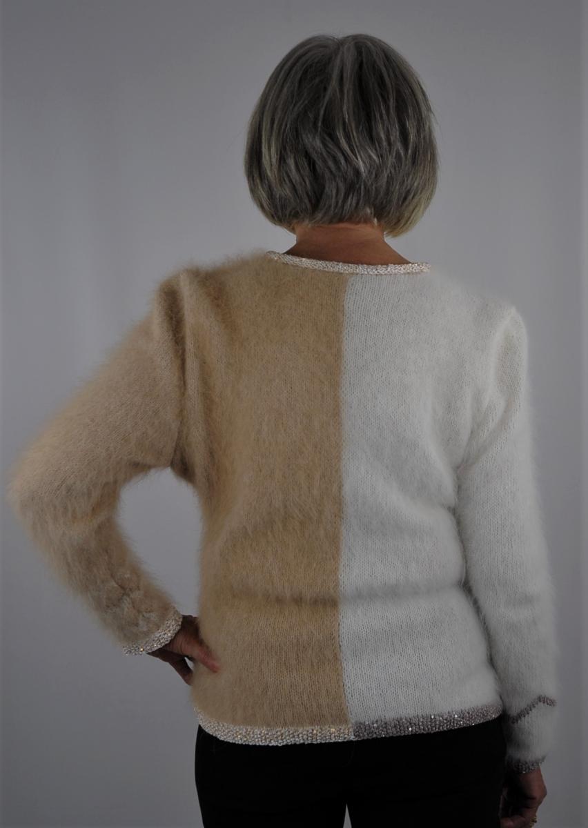 PULL ANGORA MODELE ANNY BLATT - FAIT MAIN - AU PLAISIR D'HE'LAINES